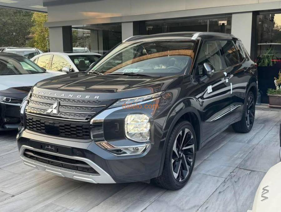 Mitsubishi / Outlander